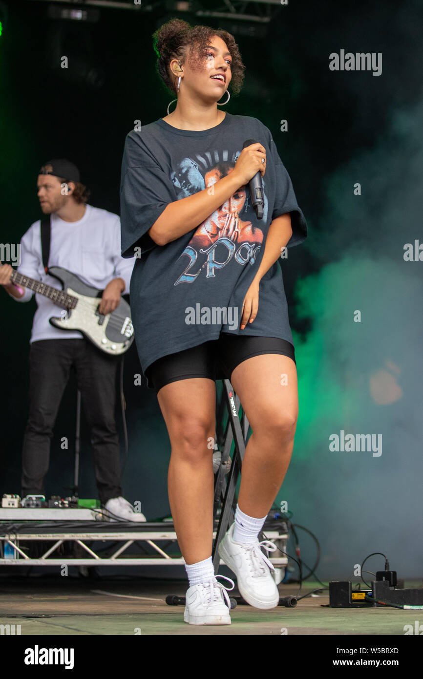 Mahalia burkmar hi-res stock photography and images - Alamy