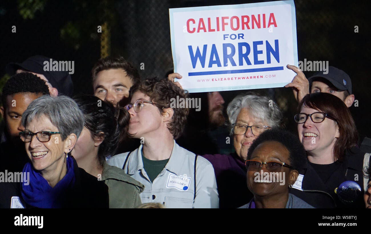Elizabeth warren hi-res stock photography and images - Alamy