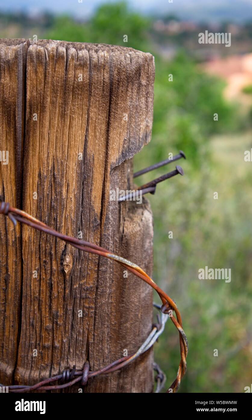 Rustic post hi-res stock photography and images - Alamy