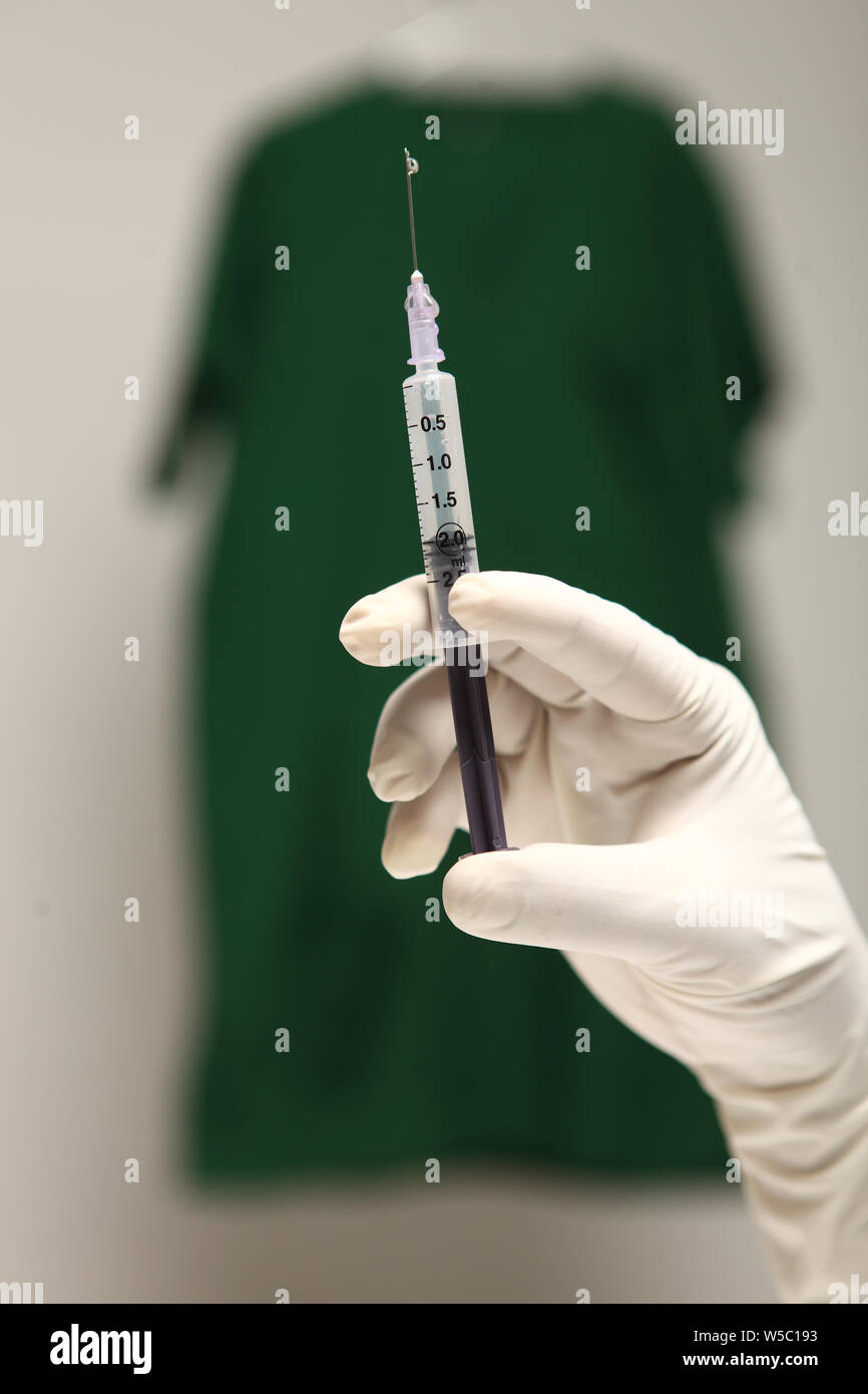 Injectable preparation hi-res stock photography and images - Alamy