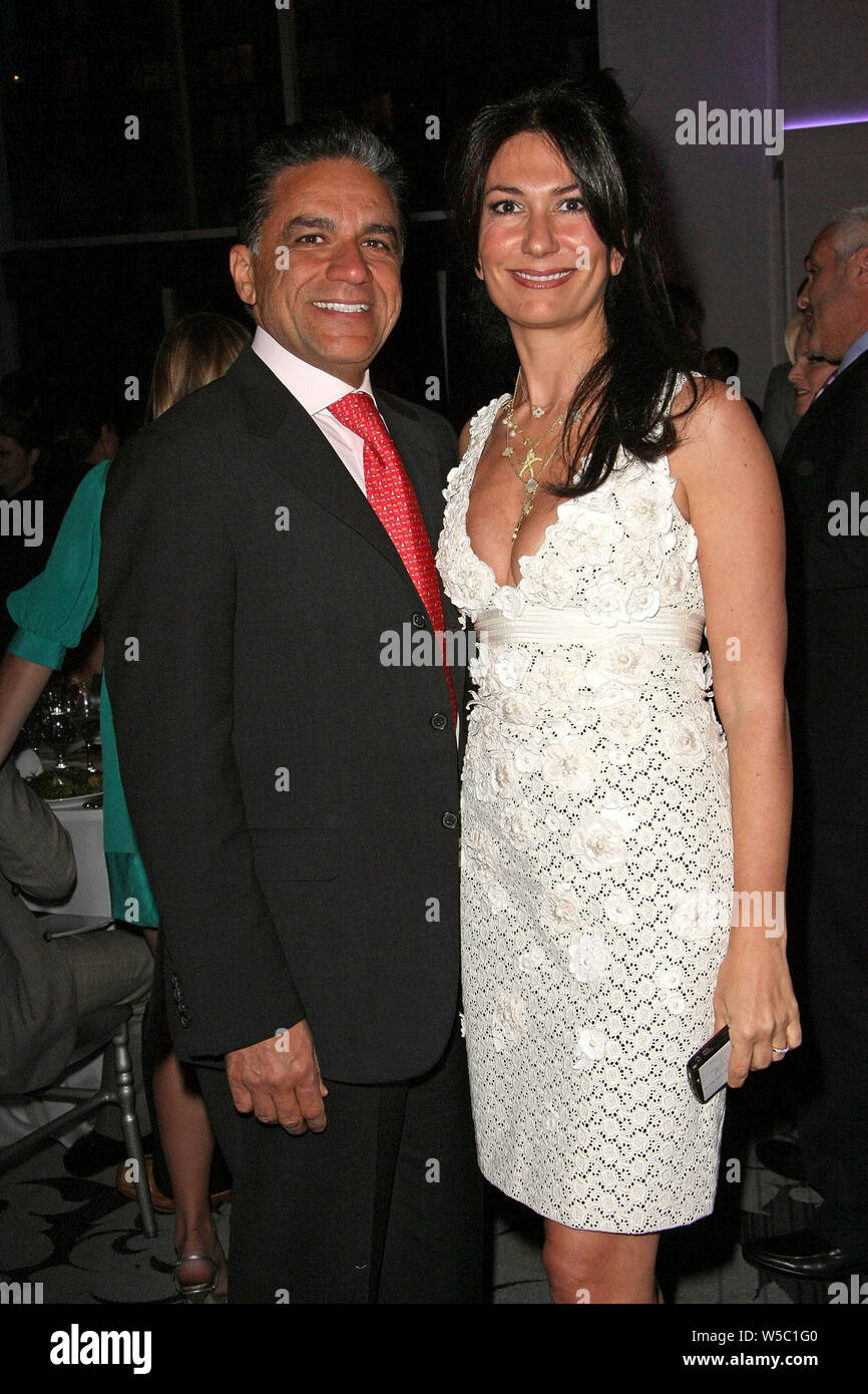 Nazee moinian hi-res stock photography and images - Alamy