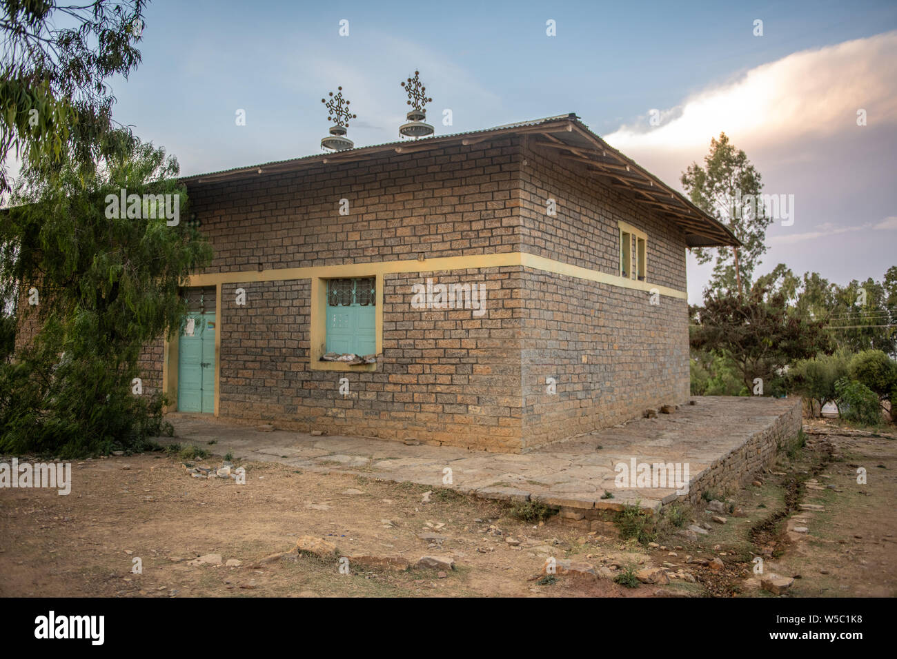 Small brick building hi-res stock photography and images - Alamy