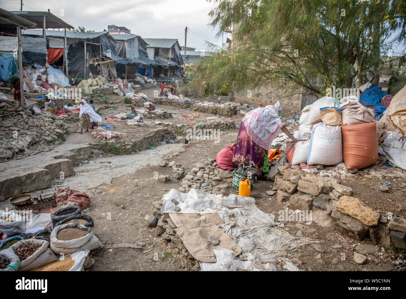Urban slums hi-res stock photography and images - Alamy