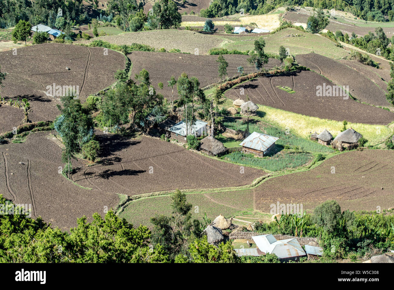Farming communities nestled in the valleys of Ankober, Ethiopia Stock ...