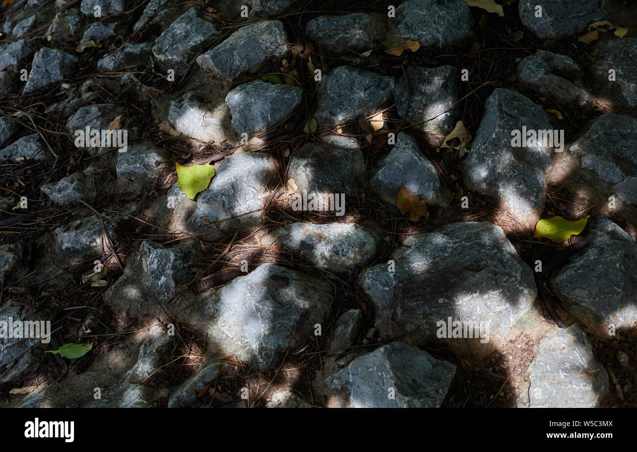 Rock shade hi-res stock photography and images - Alamy
