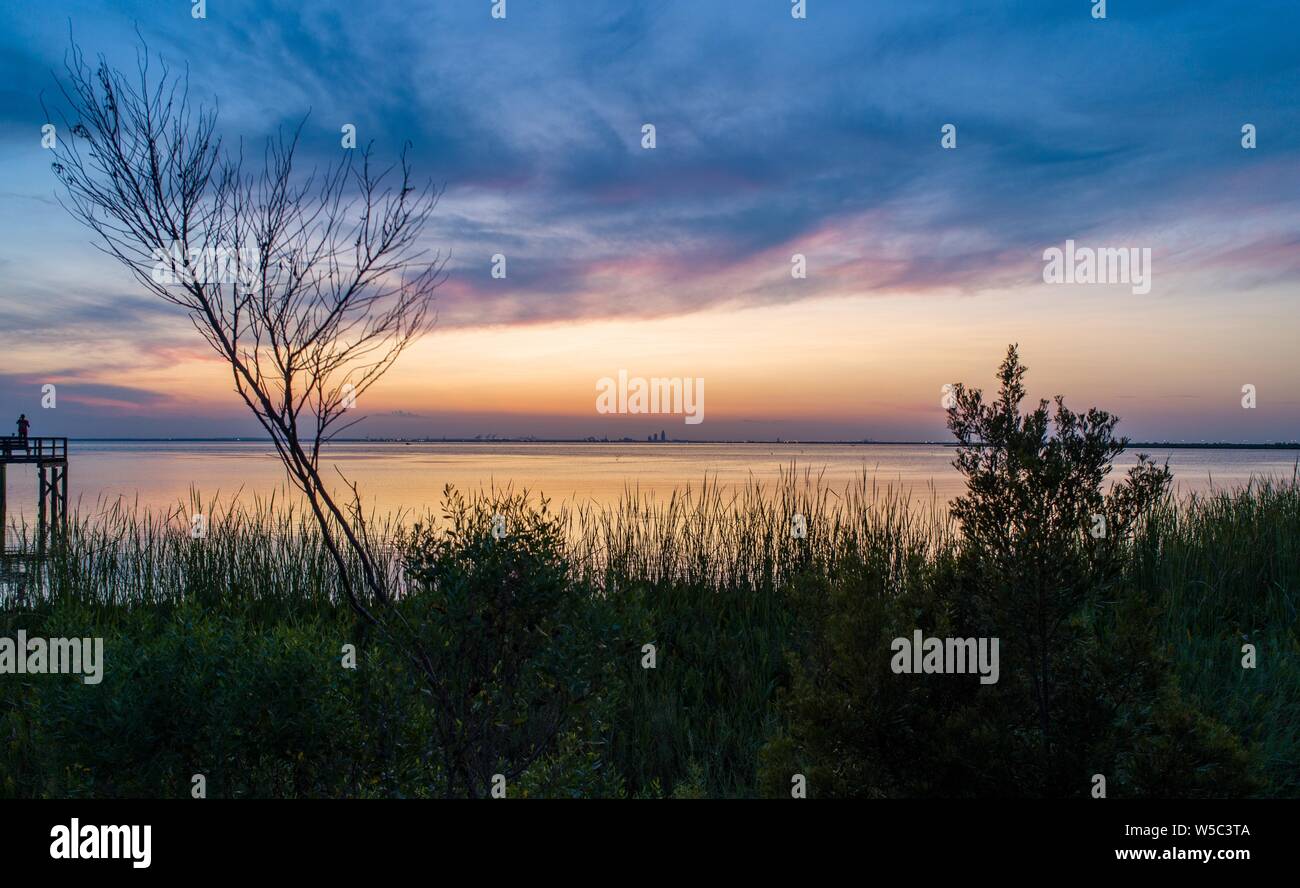 Mobile bay shoreline hi-res stock photography and images - Alamy
