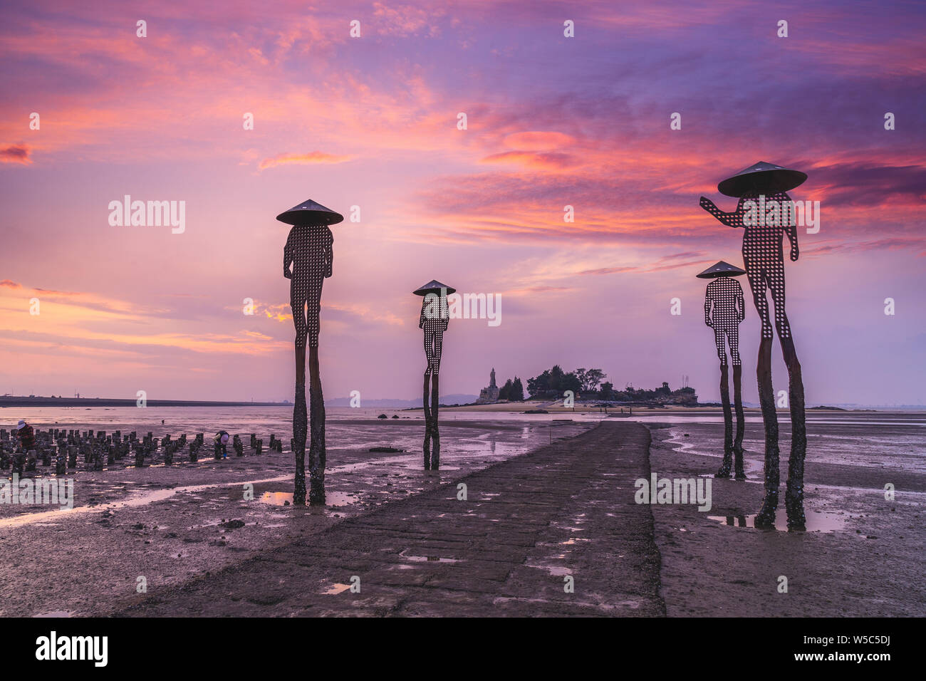 Tidal islet hi-res stock photography and images - Alamy