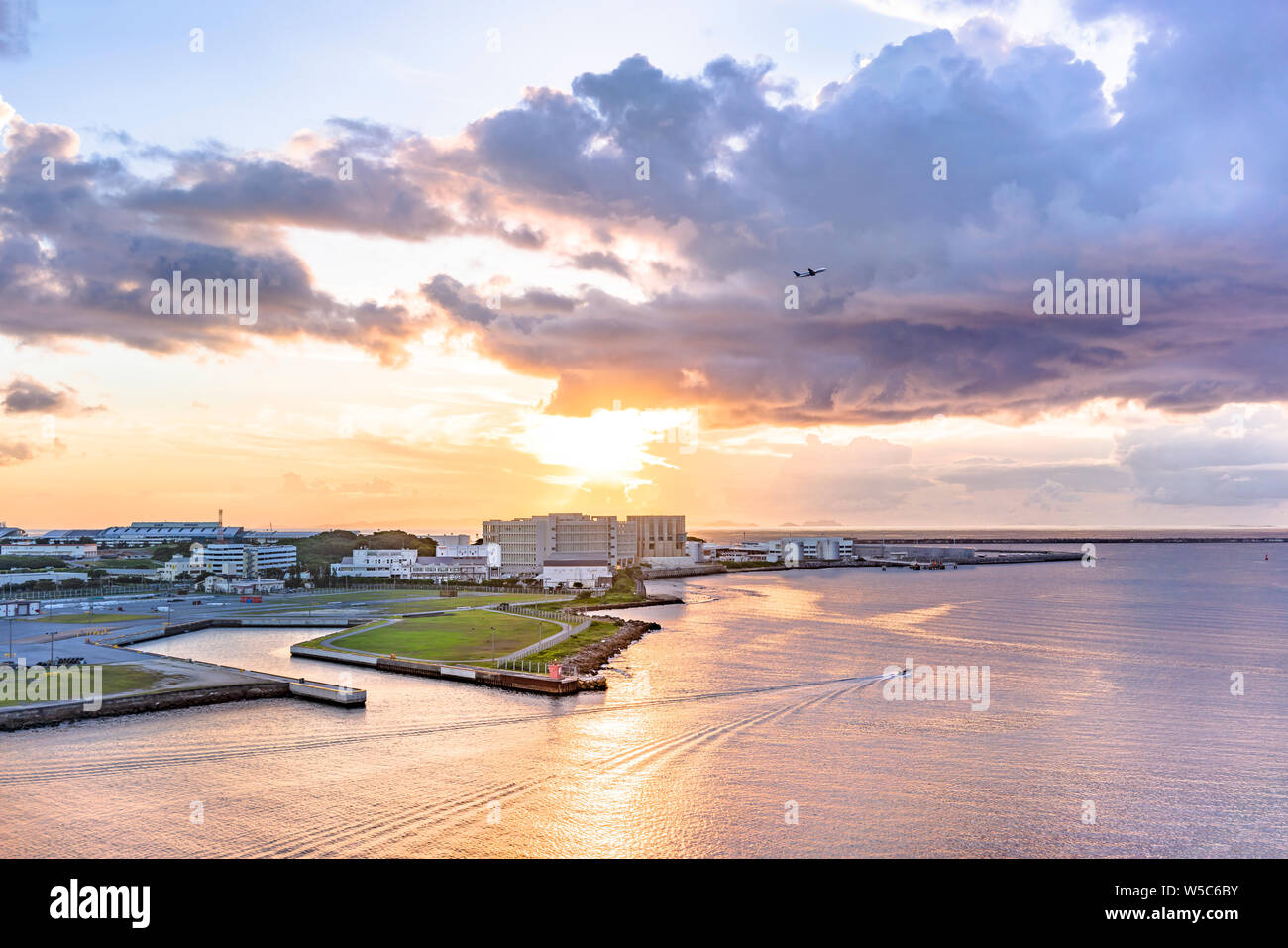 Port Of Naha High Resolution Stock Photography and Images - Alamy