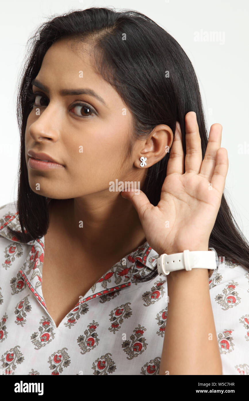 Hand cupped ear headshot hi-res stock photography and images - Alamy