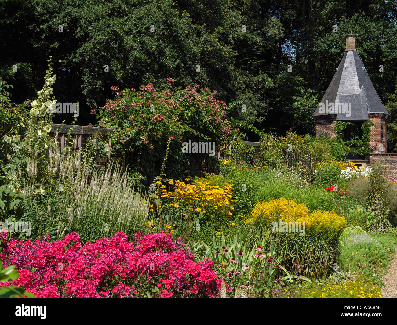 small Castle in germany Stock Photo - Alamy