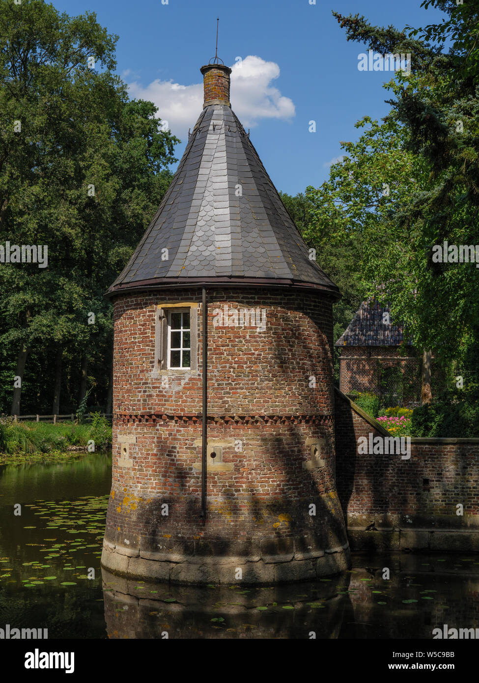 small castle in the german muensterland Stock Photo - Alamy