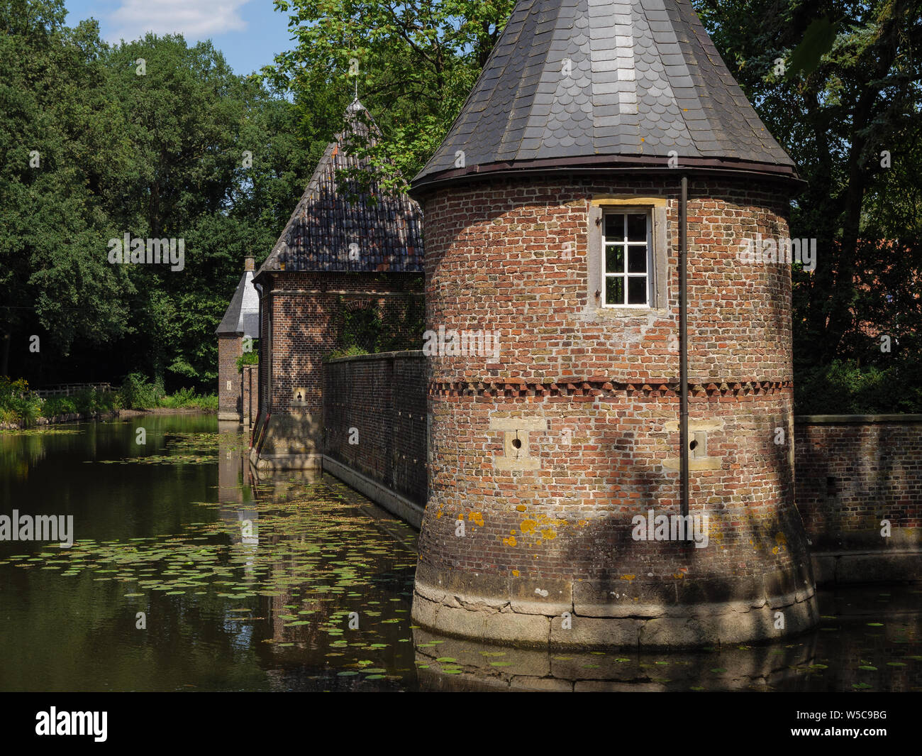 small castle in the german muensterland Stock Photo - Alamy