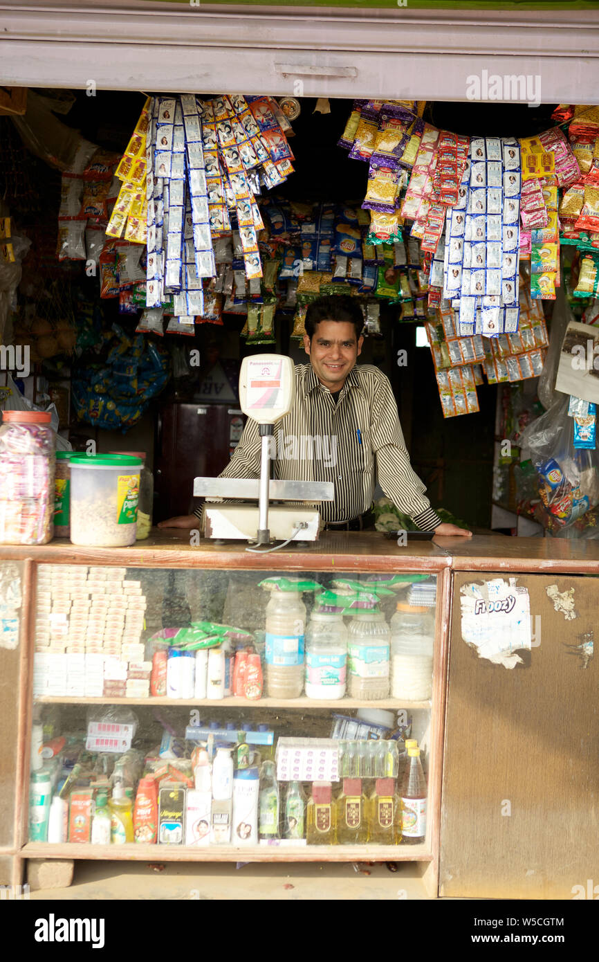 Indian shopkeeper casual clothing hi-res stock photography and images ...