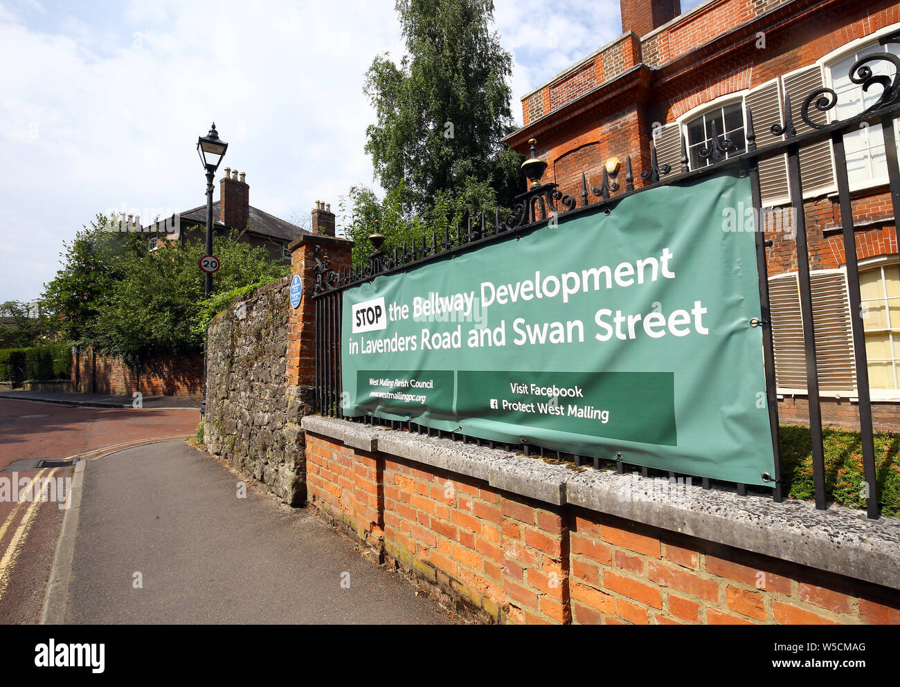 West malling and sign hi-res stock photography and images - Alamy