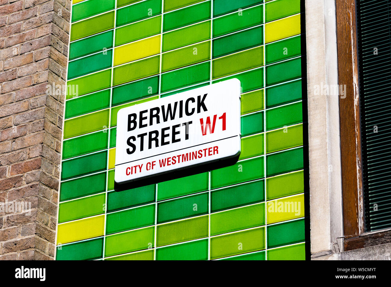 Soho street sign hi-res stock photography and images - Alamy