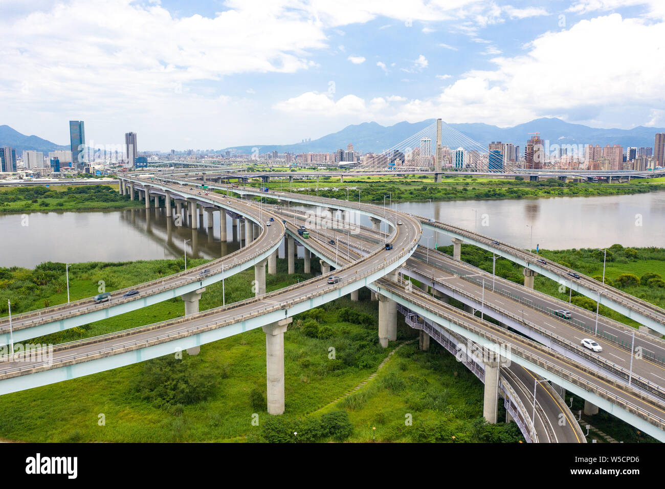Taipei city highway hi-res stock photography and images - Alamy