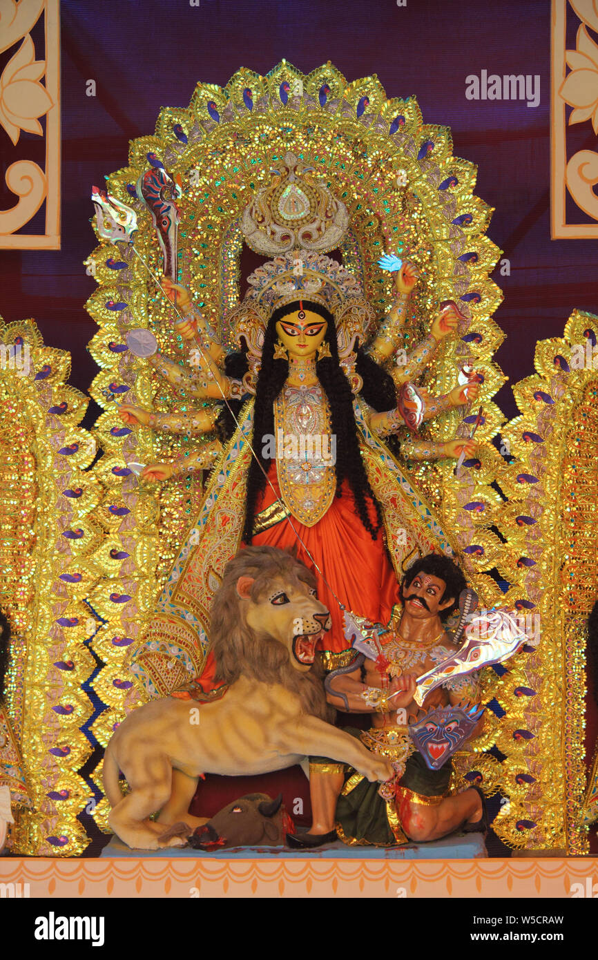 Statue goddess durga in temple hi-res stock photography and images - Alamy