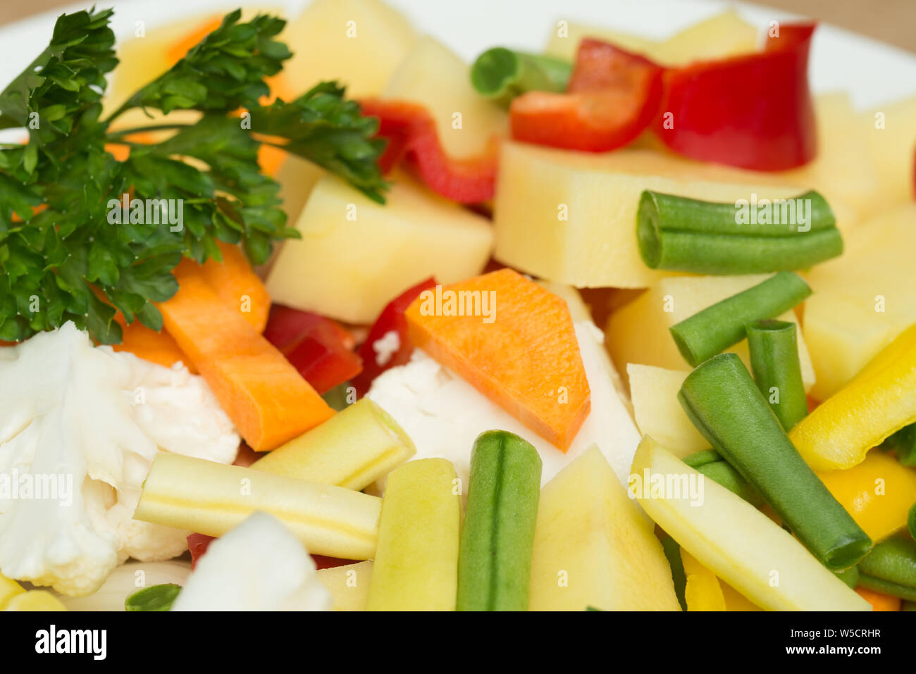 Food pieces raw cauliflower hi-res stock photography and images - Alamy