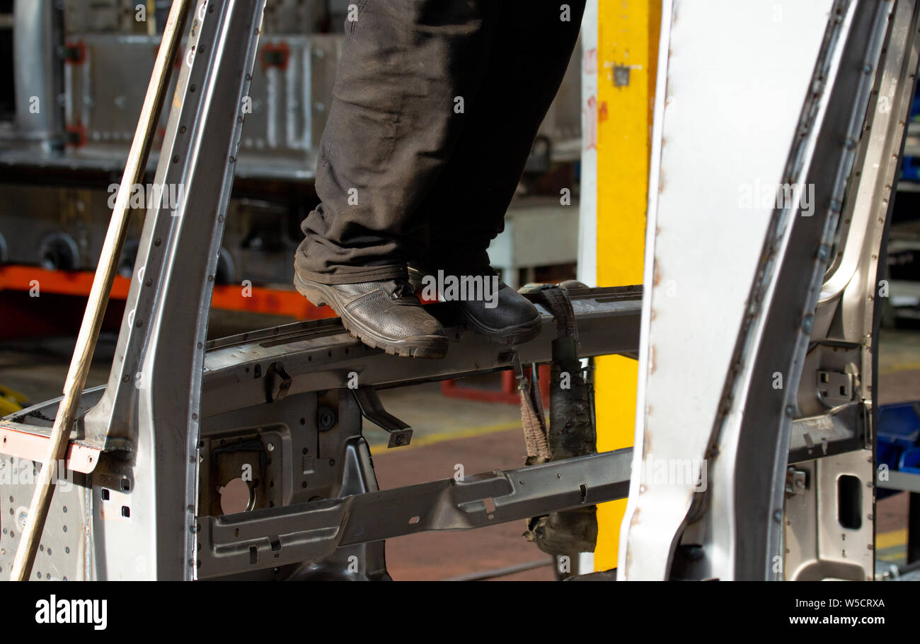 Car assembly line and safety hi-res stock photography and images - Alamy