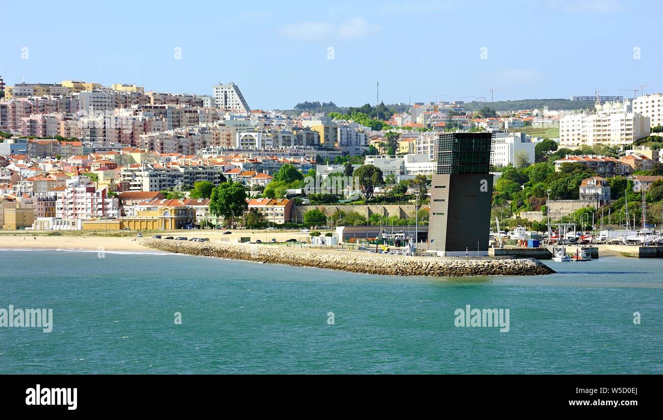 Lisbon houses and boats hi-res stock photography and images - Alamy
