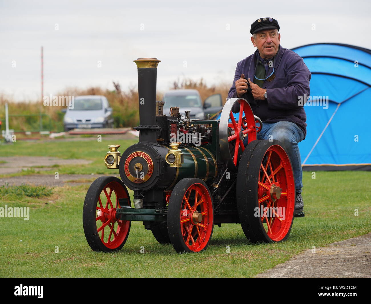 Steam engine model hi-res stock photography and images - Alamy