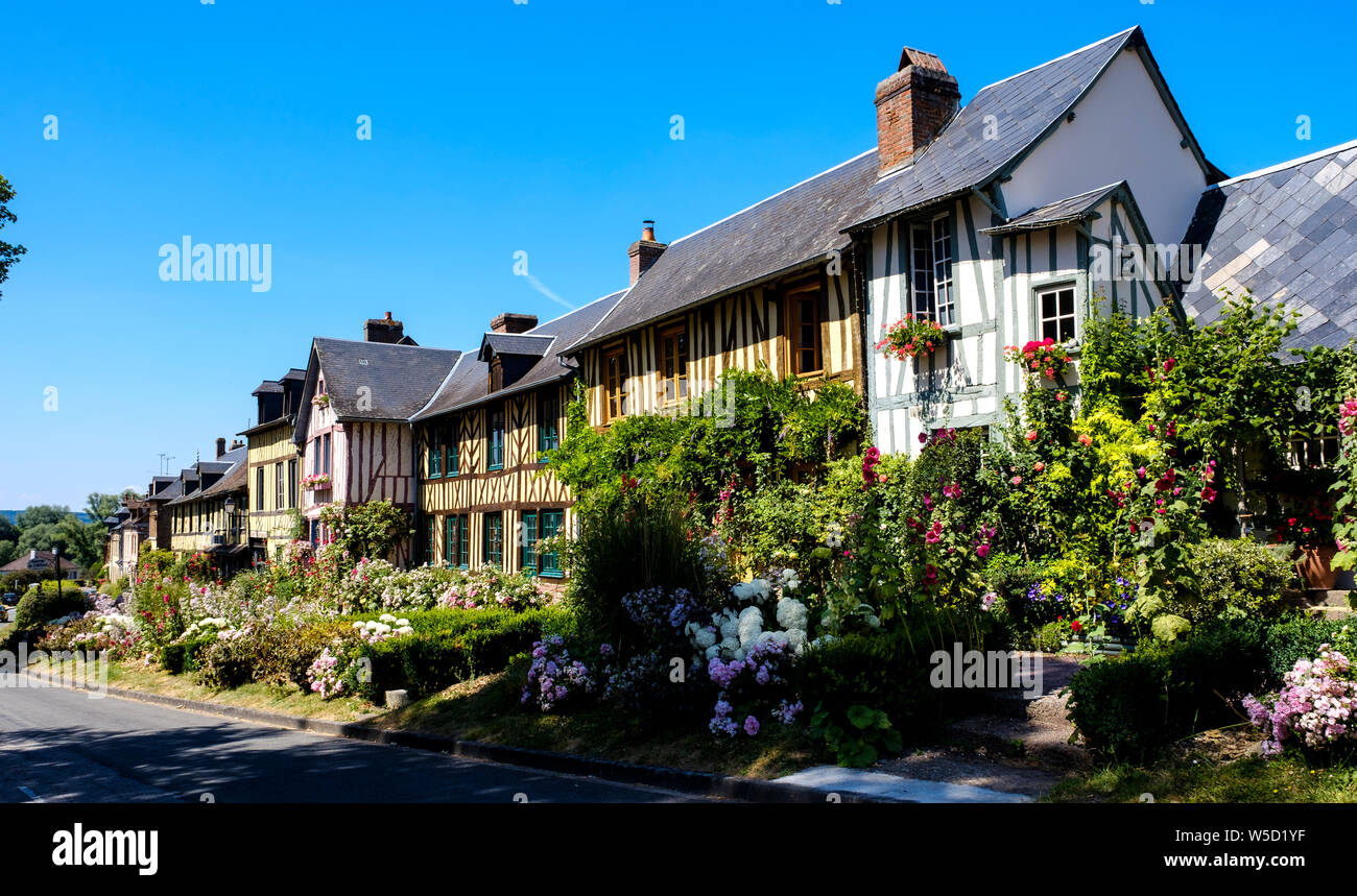 Normandy village hi-res stock photography and images - Alamy