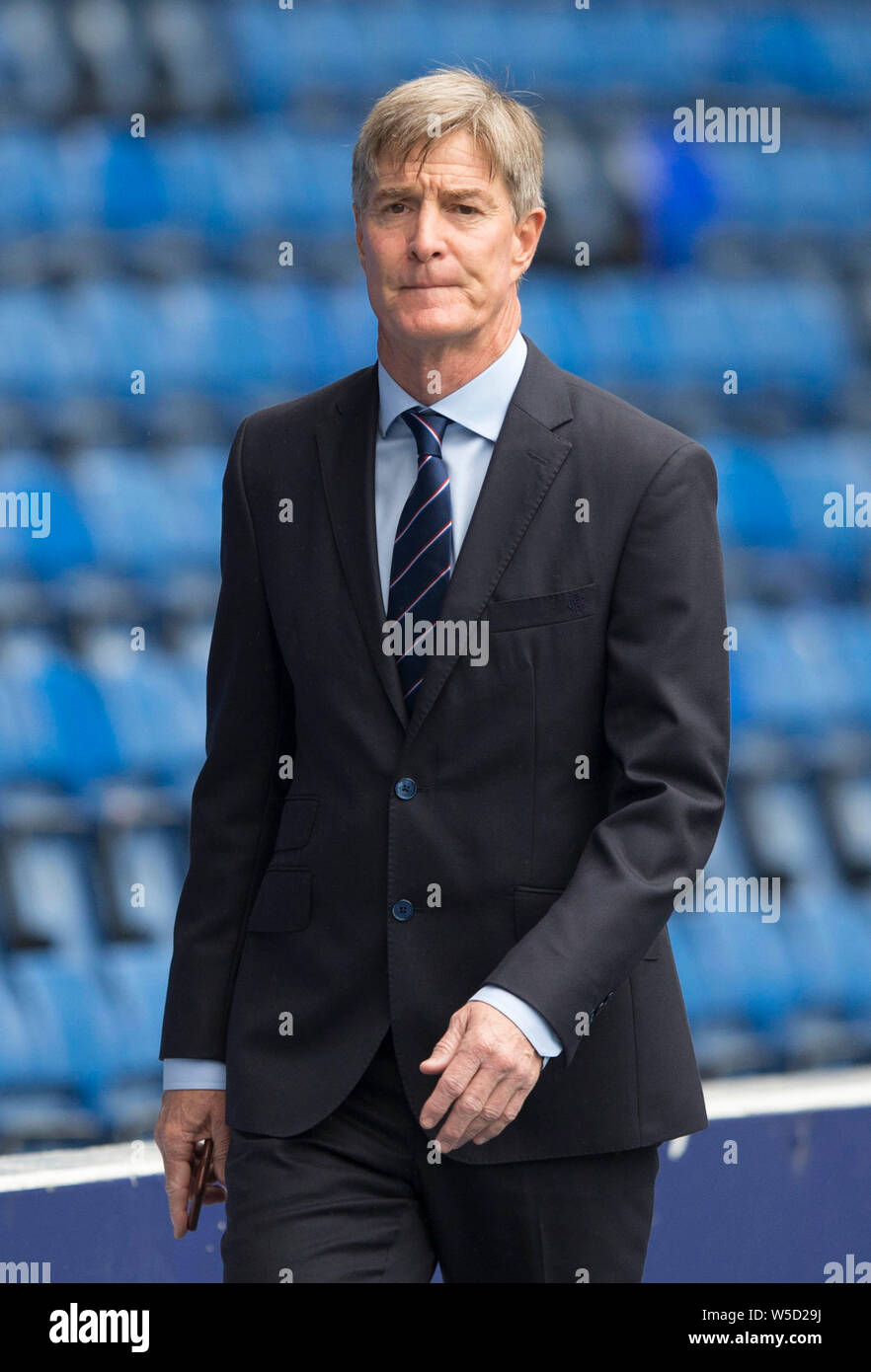 Former rangers captain richard gough hi-res stock photography and ...