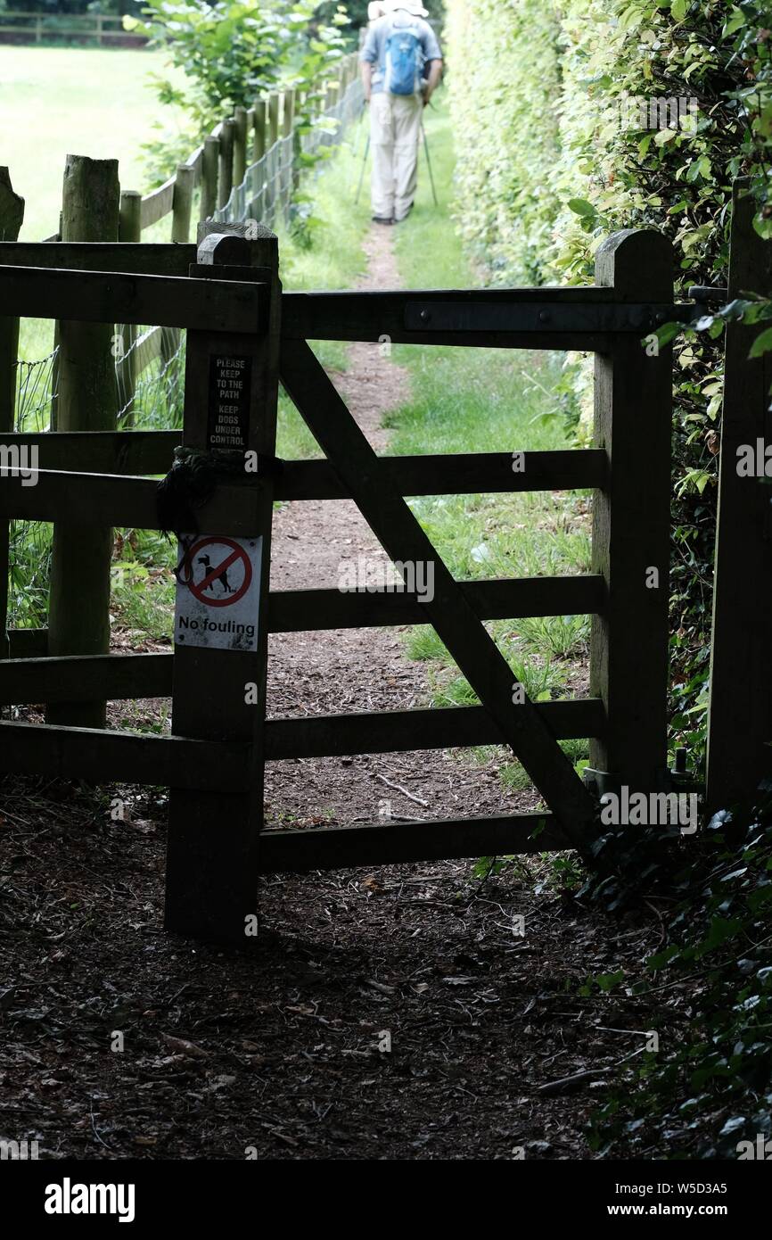 Rural styles and gates hi-res stock photography and images - Alamy