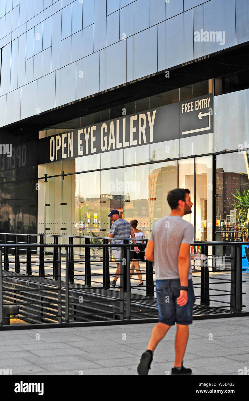 Open eye gallery liverpool dock hi-res stock photography and images - Alamy
