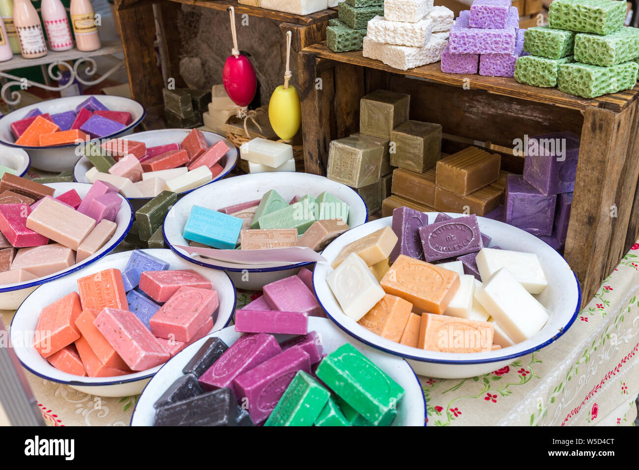 Handmade soap italy hi-res stock photography and images - Alamy