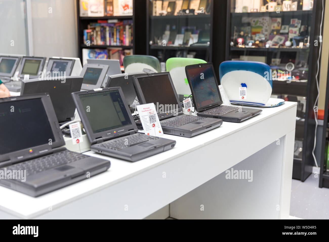 MOSCOW, RUSSIA - JUNE 11, 2018: Old original Apple Mac computer in ...