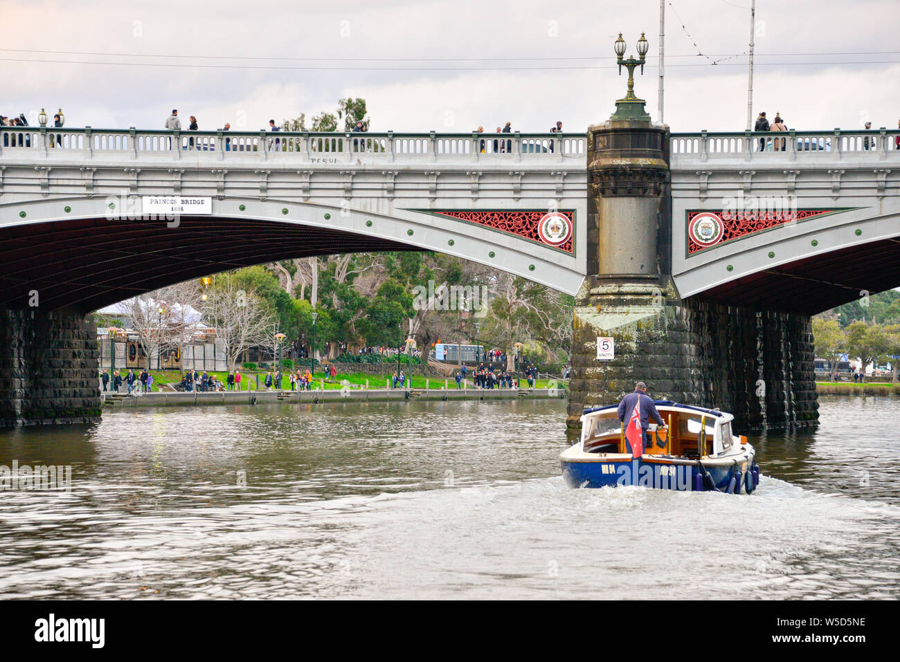 Princess bridge melbourne hi-res stock photography and images - Alamy