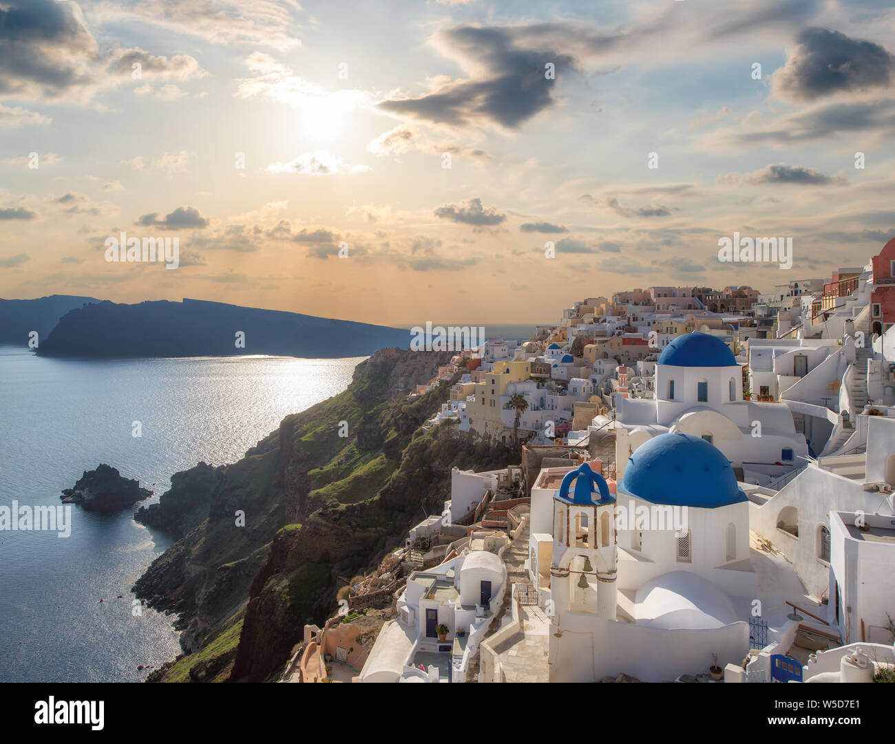 Santorini greece sunset hi-res stock photography and images - Alamy
