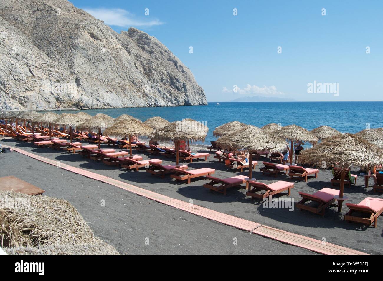 Black Sand Beach, Perissa Santorini Stock Photo - Alamy