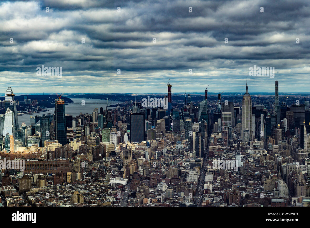 View manhattan from airplane hi-res stock photography and images - Alamy