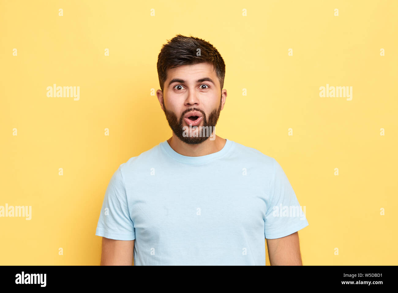 Jaw dropped hi-res stock photography and images - Alamy