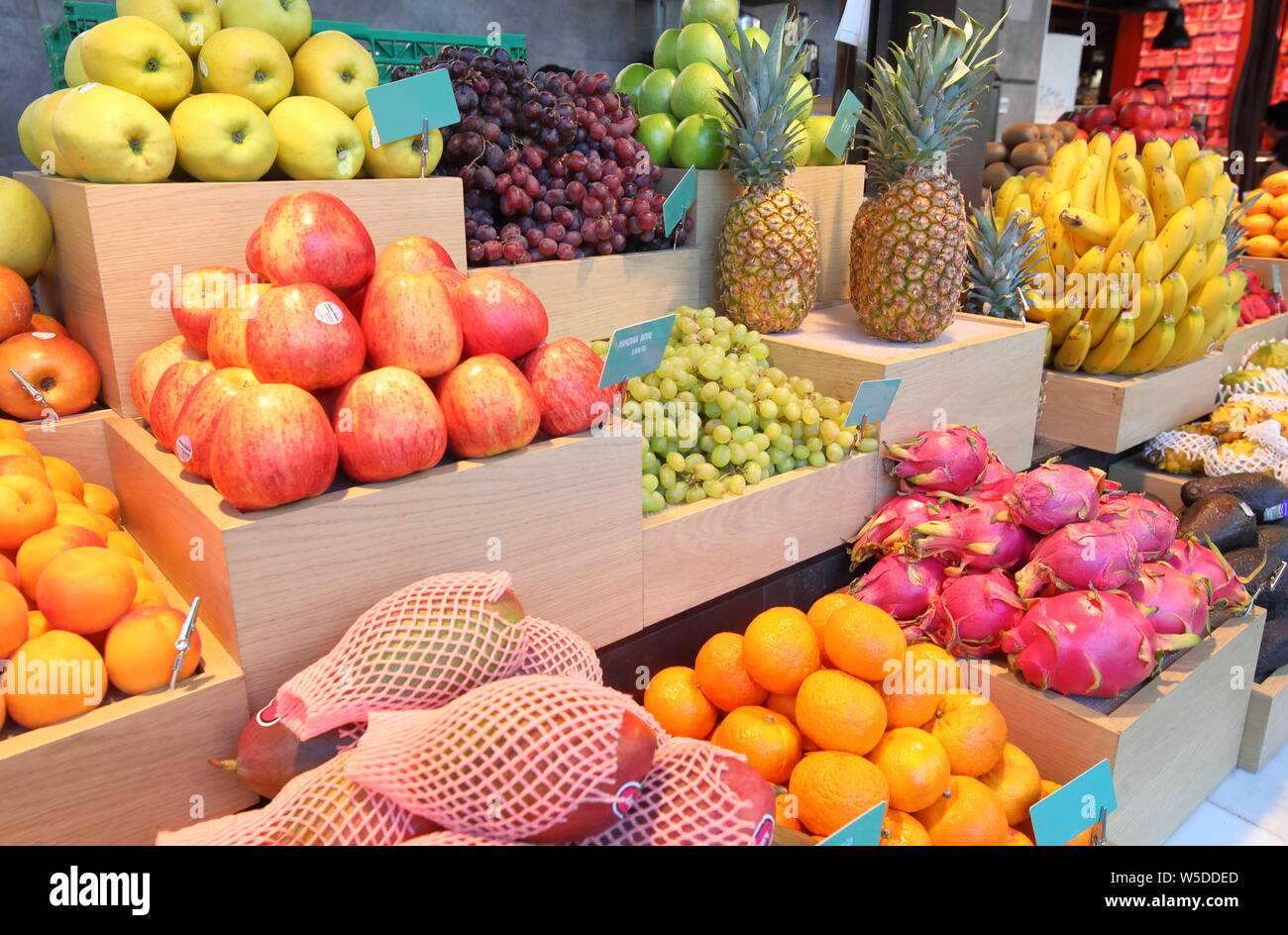 Tropical fruit shop business display Stock Photo - Alamy