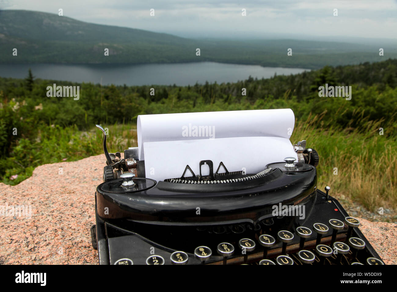 Antique typewriter outdoor Stock Photo - Alamy