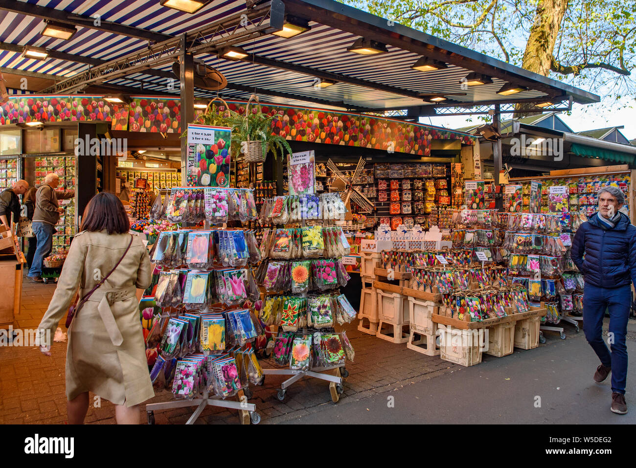 Bloemenmarkt, the floating flower market in Amsterdam, Netherlands ...
