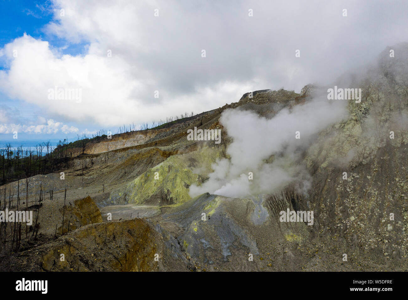 Garbuna Volcano, Kimbe Bay, New Britain, Papua New Guinea Stock Photo ...