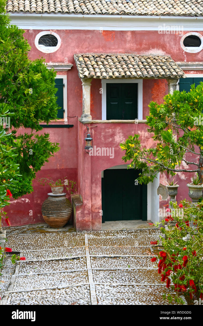 Typical greek house home hi-res stock photography and images - Alamy