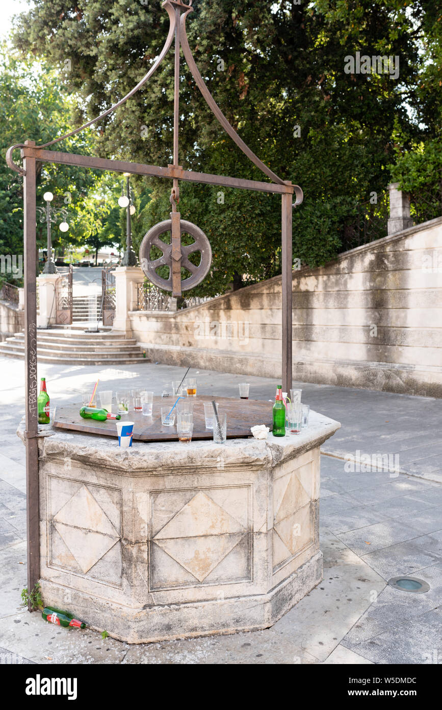 Five well square in Zadar, Dalmatia, Croatia Stock Photo - Alamy
