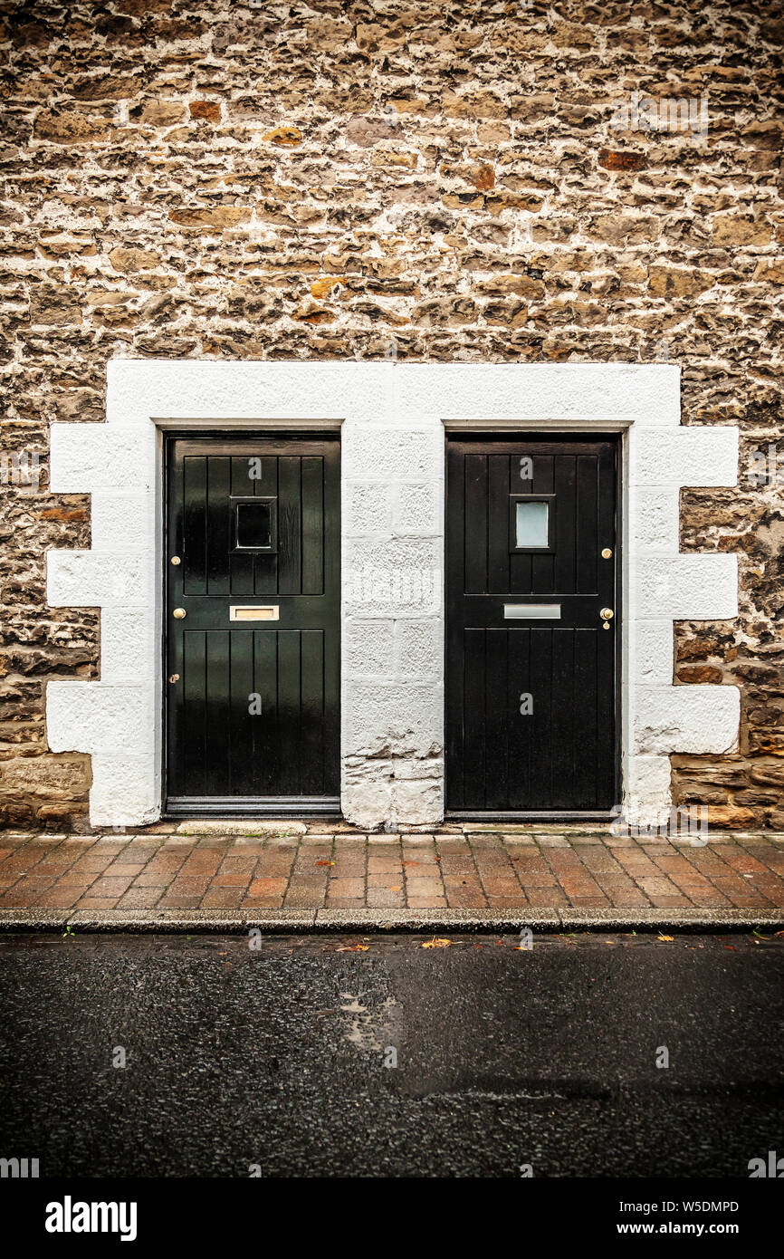 The house with two front doors hi-res stock photography and images - Alamy