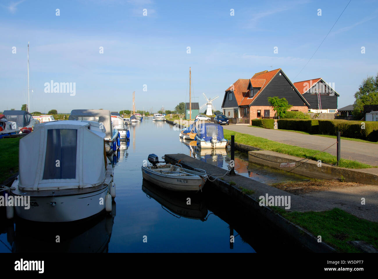 Thurne hi-res stock photography and images - Alamy