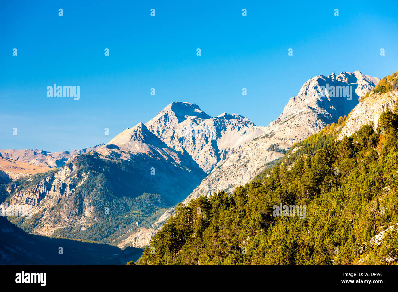 Autumnal mountains hi-res stock photography and images - Alamy