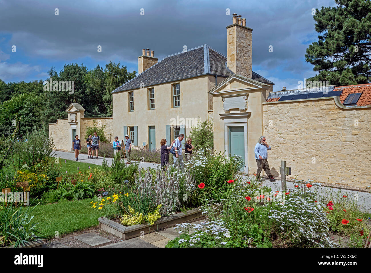 Visitors to the Royal Botanic Gardens in Edinburgh walking by the ...