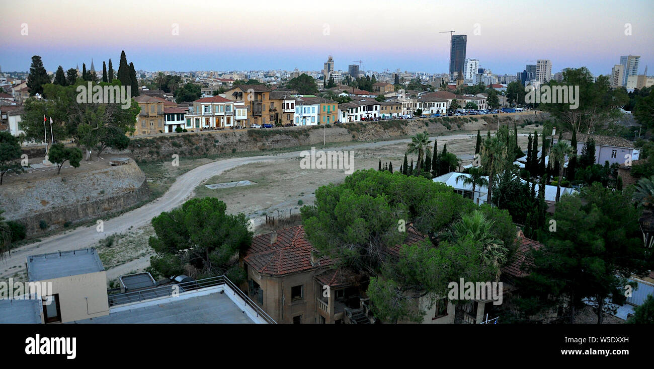 Cyprus 1974 war buildings hi-res stock photography and images - Alamy