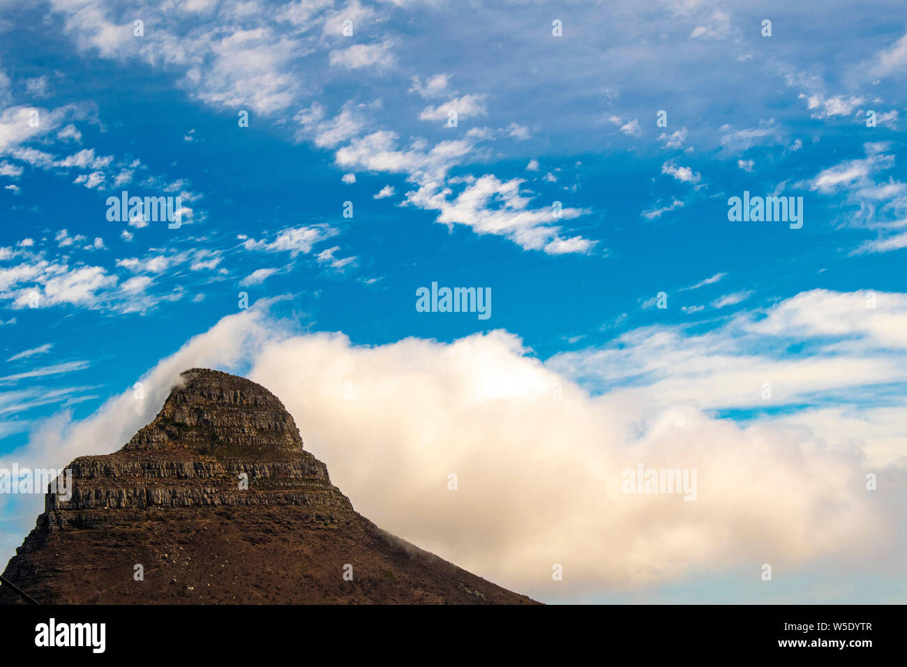 Table mountain views hi-res stock photography and images - Alamy