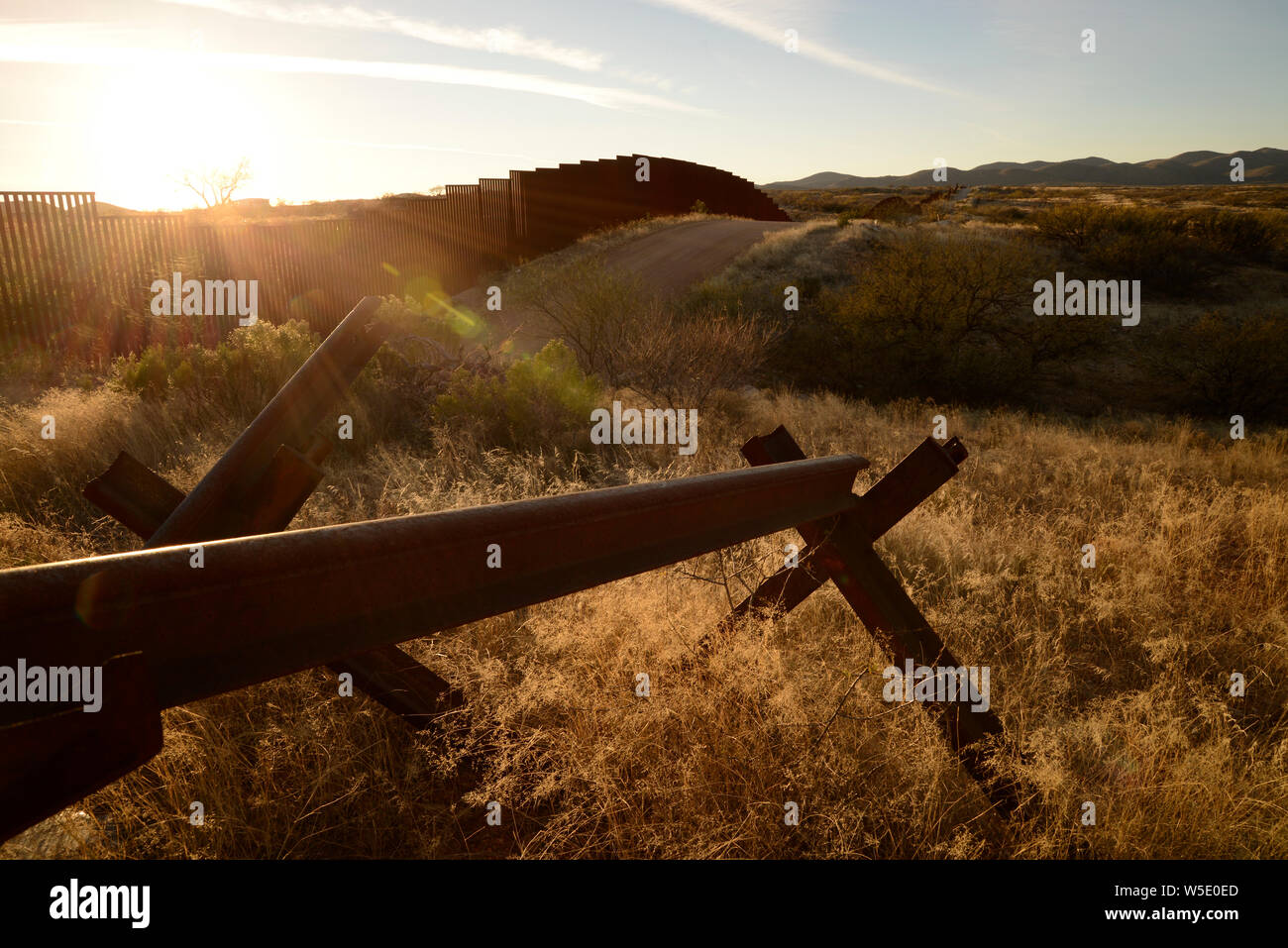 The border wall between Sasabe, Sonora, Mexico, and Sasabe, Arizona ...