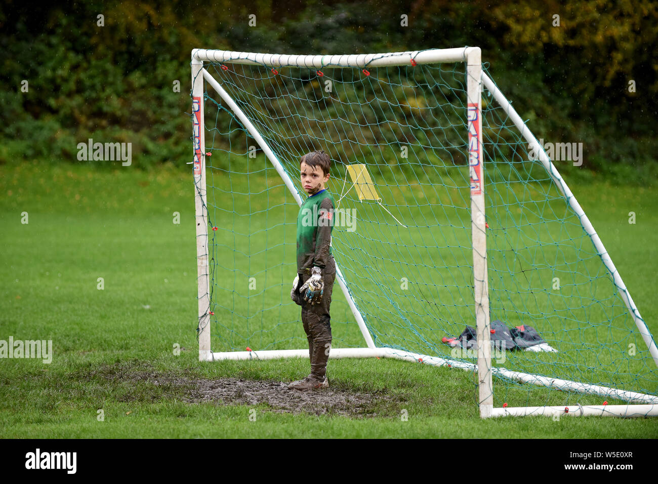 Football match children hi-res stock photography and images - Alamy